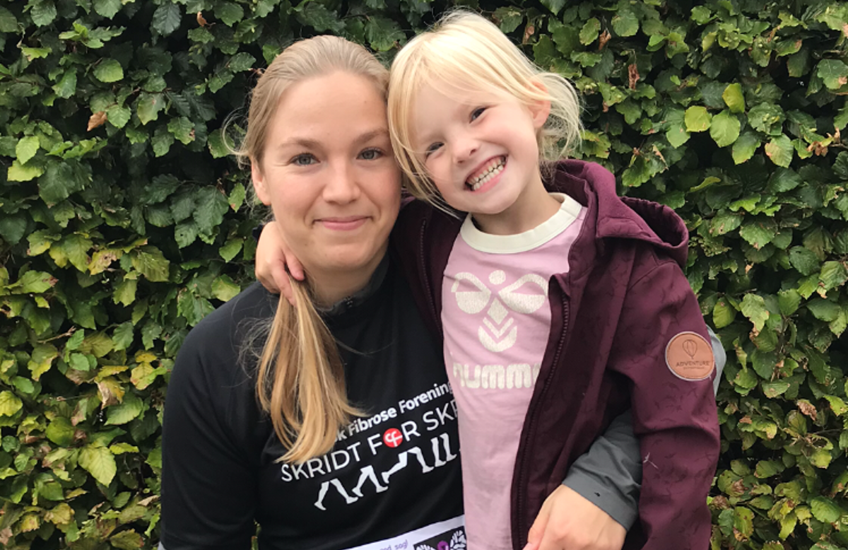 Manja deltager i SKRIDT FOR SKRIDT for sin datter og alle andre med ...
